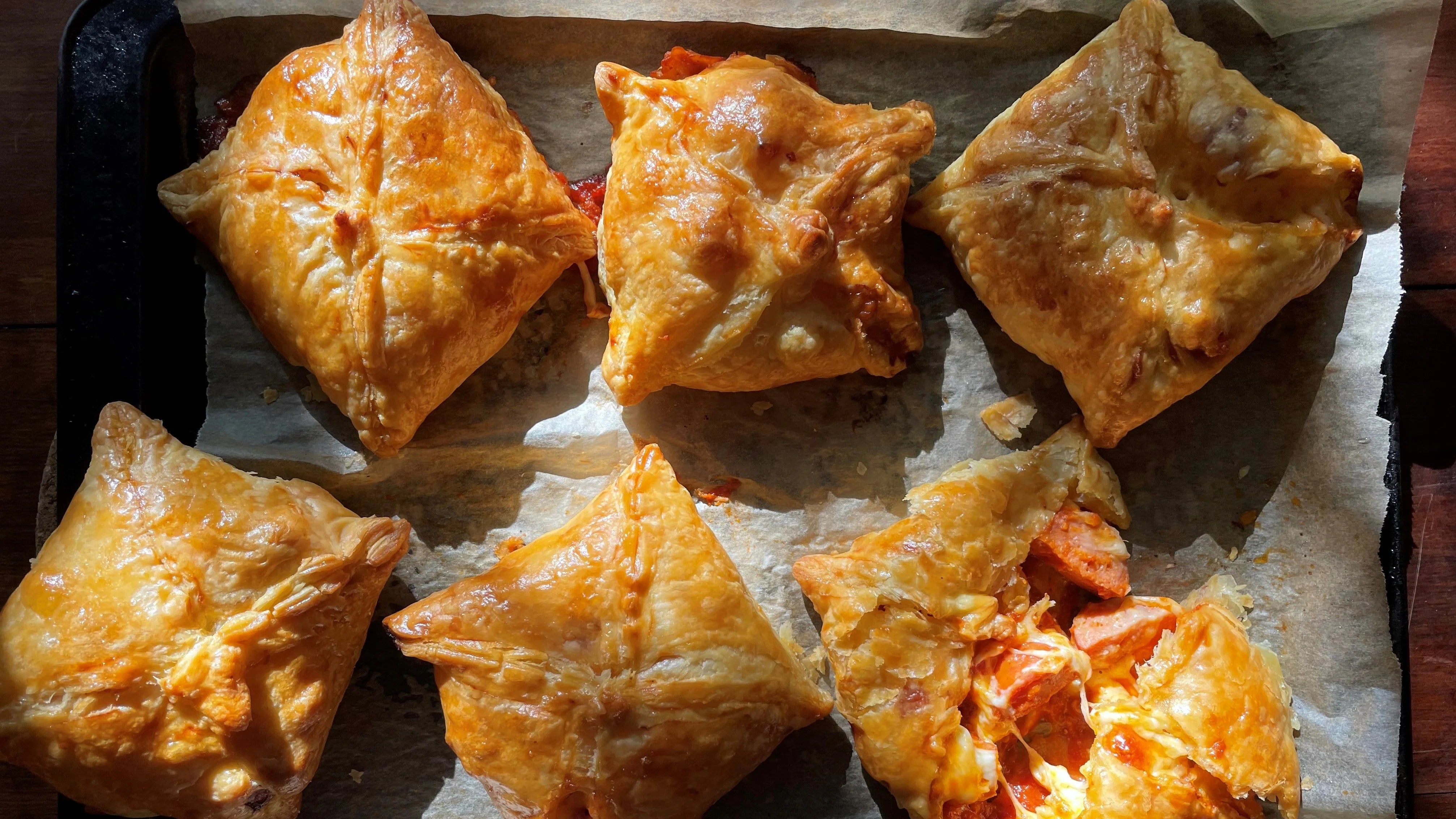 Cheese Kransky Pizza Parcel – Gotzinger Smallgoods